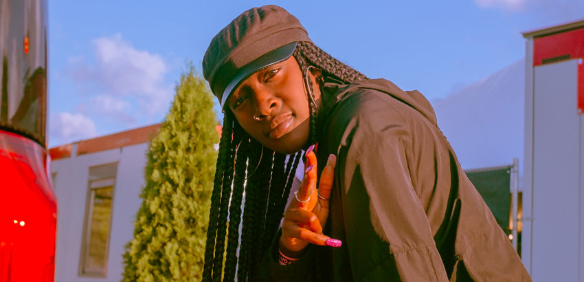 Miss Angel: "Met mijn eerste album ga ik echt shockeren."